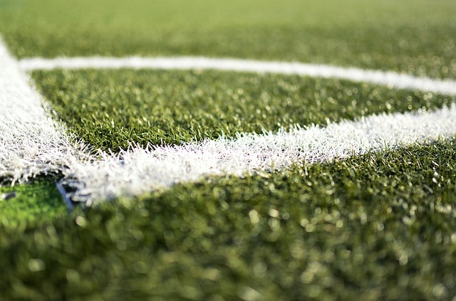 Grass or Turf? What Juventus and Man United’s Pitch Choices Tell Us